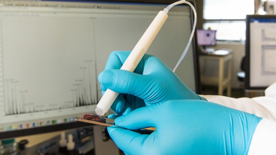 FLIR Releases Griffin 844 Desktop Trace Detector - CBRNE Central